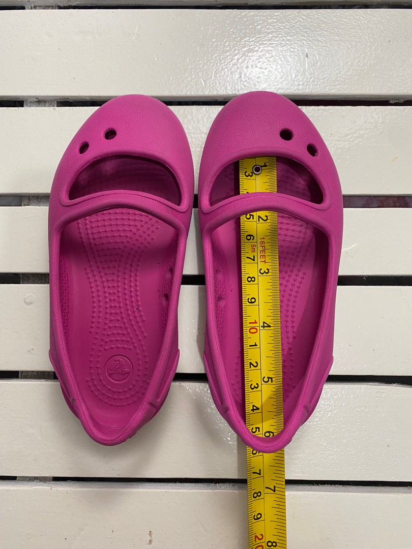 Crocs C8 Girl 14-15cm, Babies & Kids, Babies & Kids Fashion on Carousell