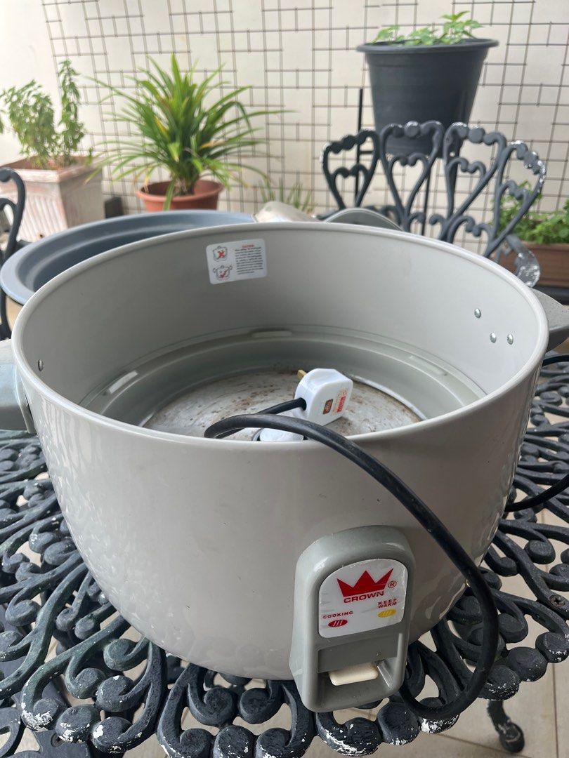 Crown rice cooker (25 cups), TV & Home Appliances, Kitchen Appliances ...