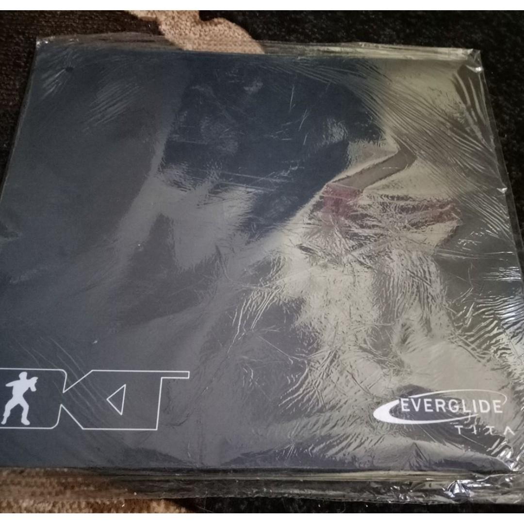 Everglide Titan DKT Black large mouse pad, Computers & Tech, Parts ...