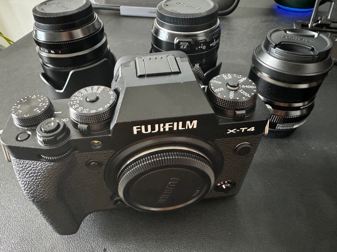 Fujifilm XT4 with original box, Photography, Cameras on Carousell
