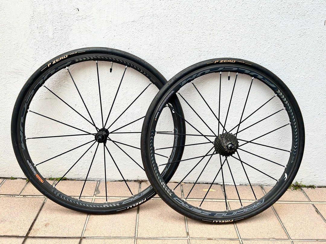 Fulcrum Racing Zero Nite Wheelset, Sports Equipment, Bicycles & Parts ...