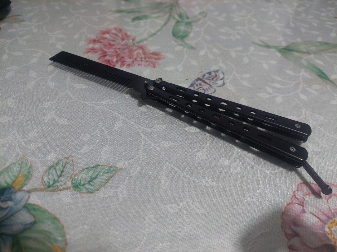 Hair comb balisong type folding comb, Beauty & Personal Care, Hair on ...