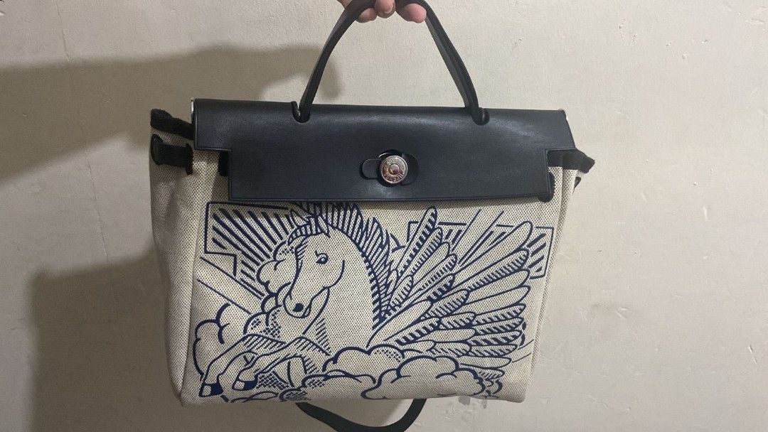 Hermes Bag Comb Cream Gambar Kuda, Fesyen Wanita, Tas & Dompet di Carousell