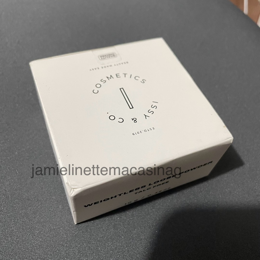 Issy & Co Weightless Loose Powder, Beauty & Personal Care, Face, Makeup ...