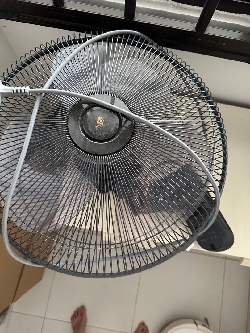 KDK M40MS wall fan 16 inch with remote control, Furniture & Home Living ...