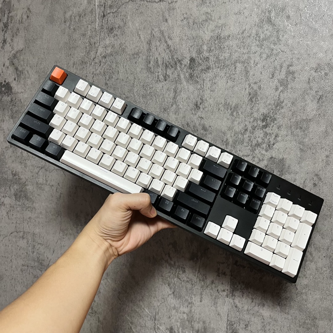Keychron C2 (Wired Mechanical Keyboard) and Akko Neon Keycap Set ...