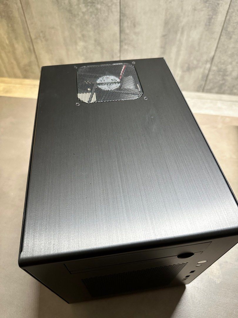 Lian Li PC-Q08B, Computers & Tech, Parts & Accessories, Computer Parts on Carousell