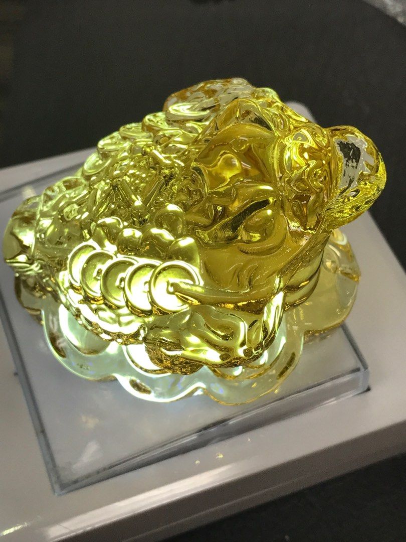 Liu Li Glass Fortune 3 legged Toad, Hobbies & Toys, Memorabilia ...