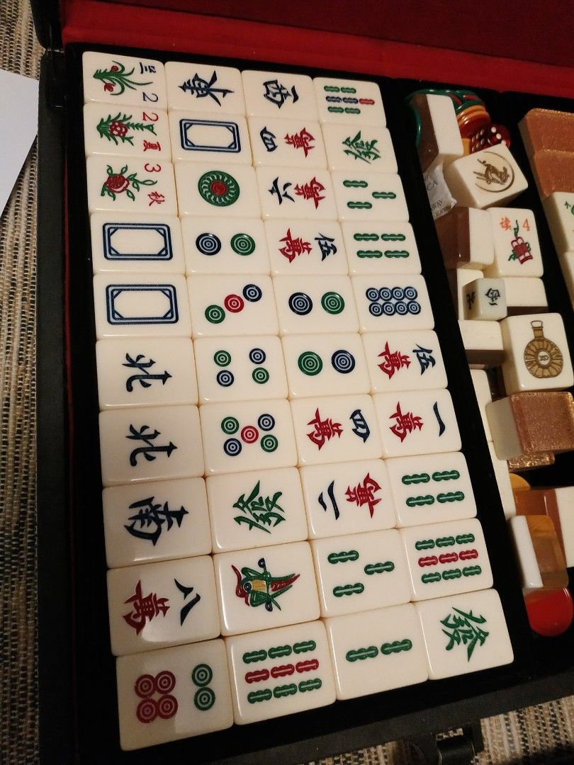 Mahjong Set (Remy Martin casing), Hobbies & Toys, Toys & Games on Carousell