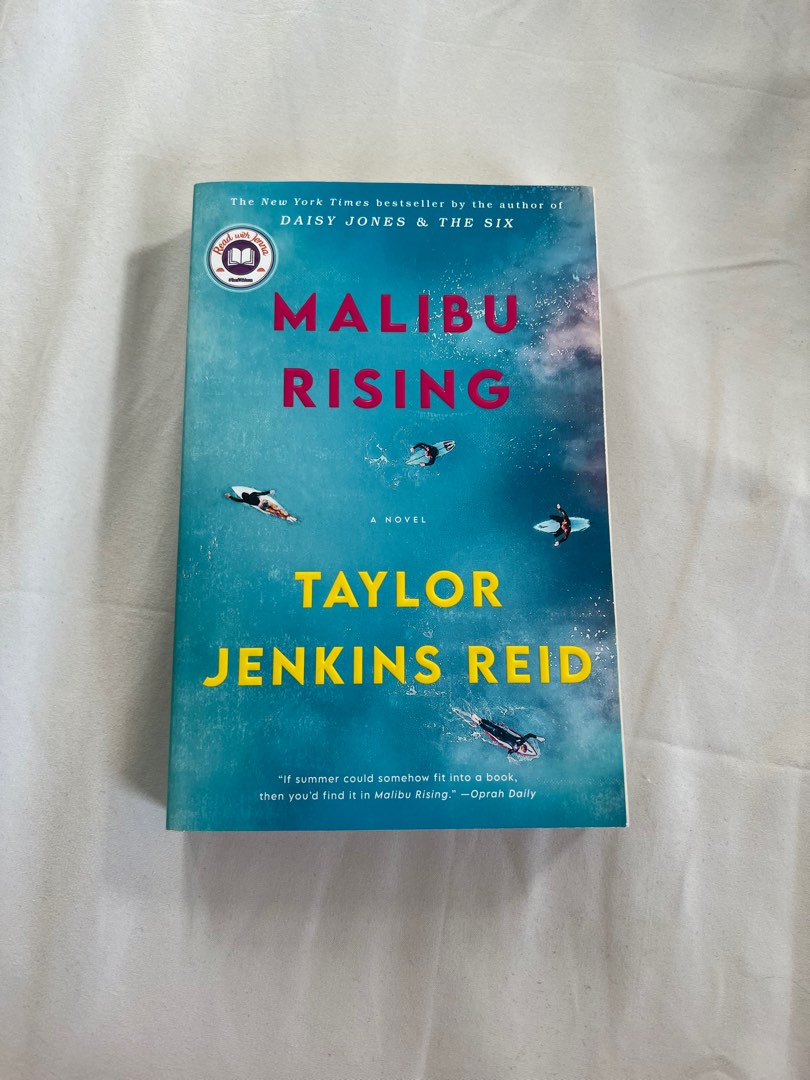 Malibu Rising Taylor Jenkins Reid, Hobbies & Toys, Books & Magazines ...