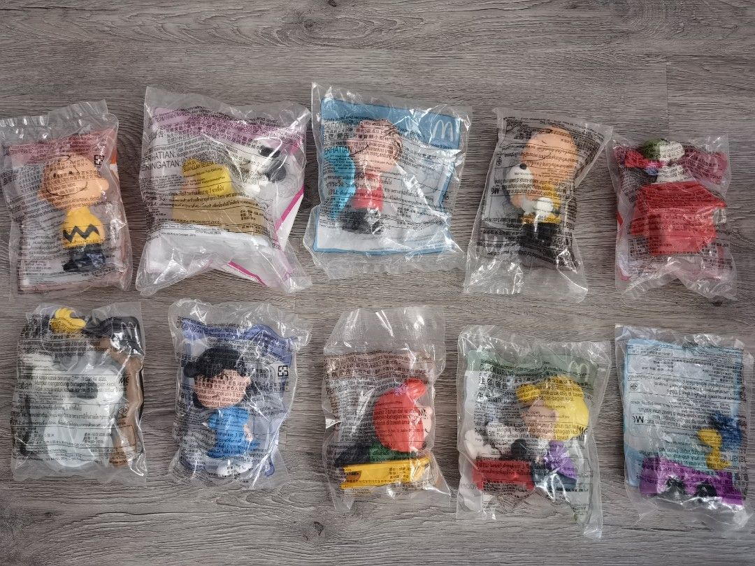 McDonald's Happy Meal Toys " Snoopy and Charlie Brown the Peanut Movie ...