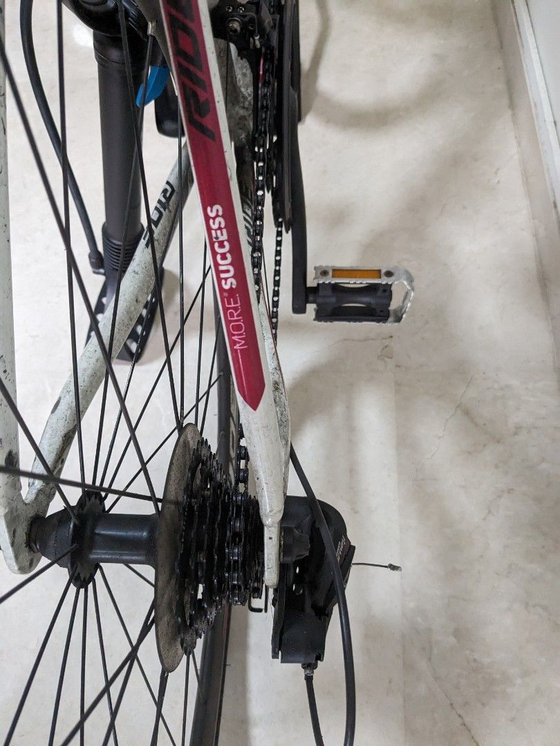 Merida road bicycle with stands and pump, Sports Equipment, Bicycles ...