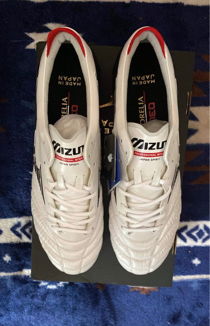 Mizuno Morelia Neo 4 Japan, Men's Fashion, Footwear, Sneakers on Carousell