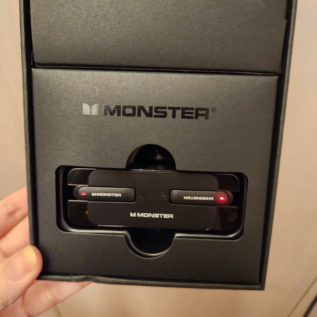 Monster Bluetooth Wireless Earphone, Audio, Earphones on Carousell