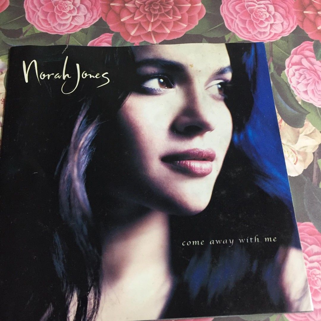 Norah Jones CD: Come Away With Me, Hobbies & Toys, Music & Media, CDs ...