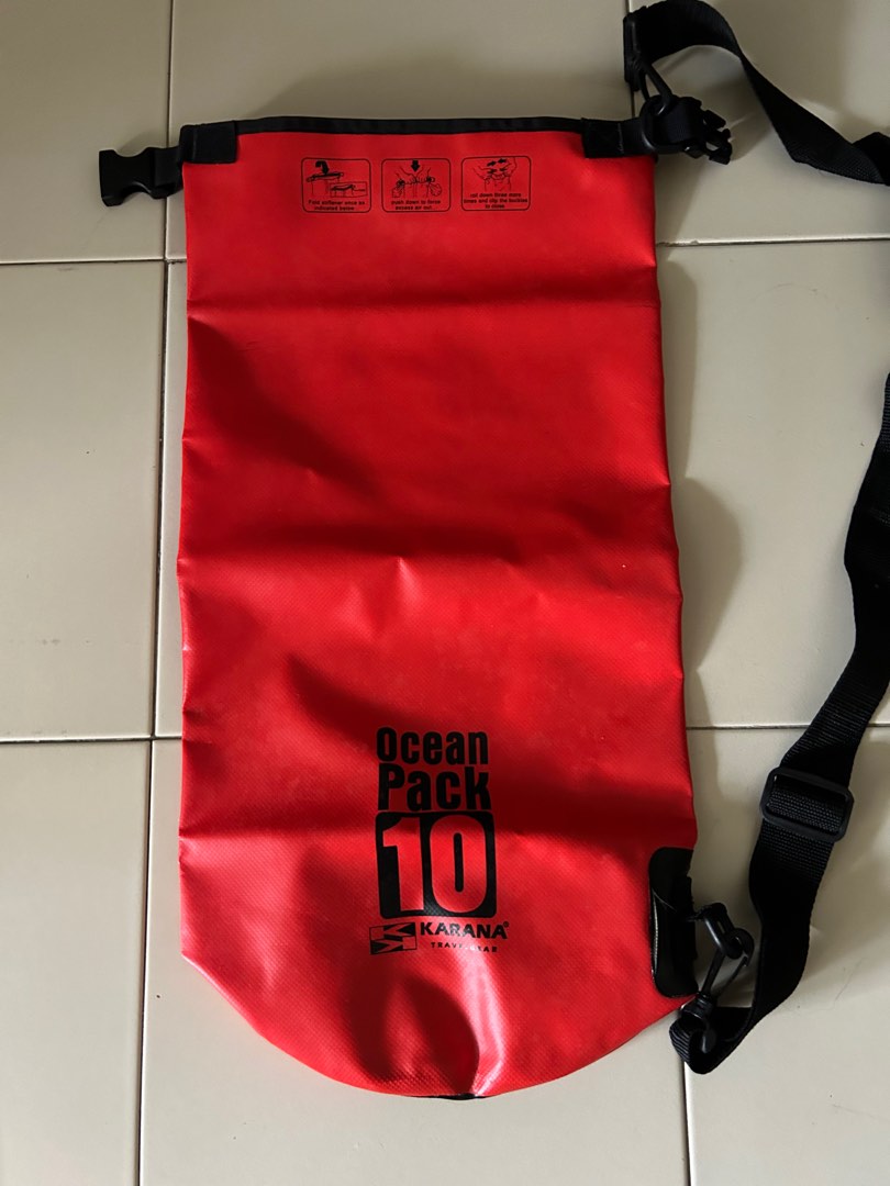 Ocean Pack Waterproof Dry Bag / 10L, Sports Equipment, Other Sports ...