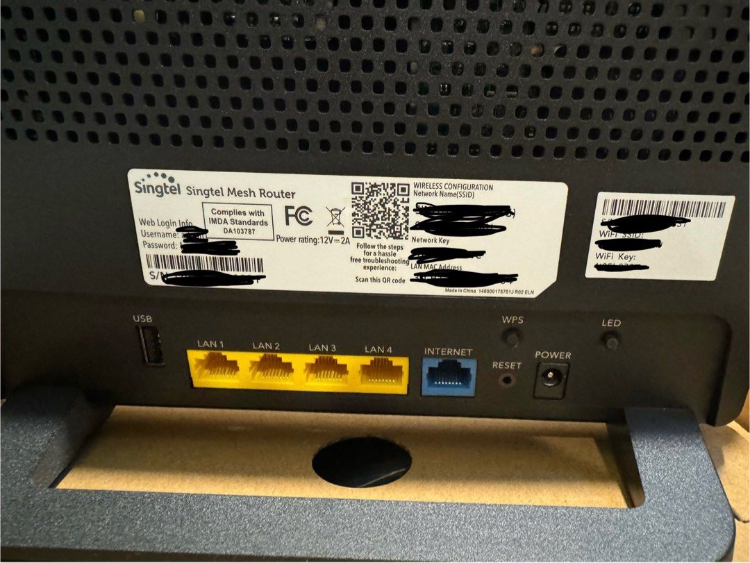 Original WiFi Router from Singtel, Computers & Tech, Parts ...