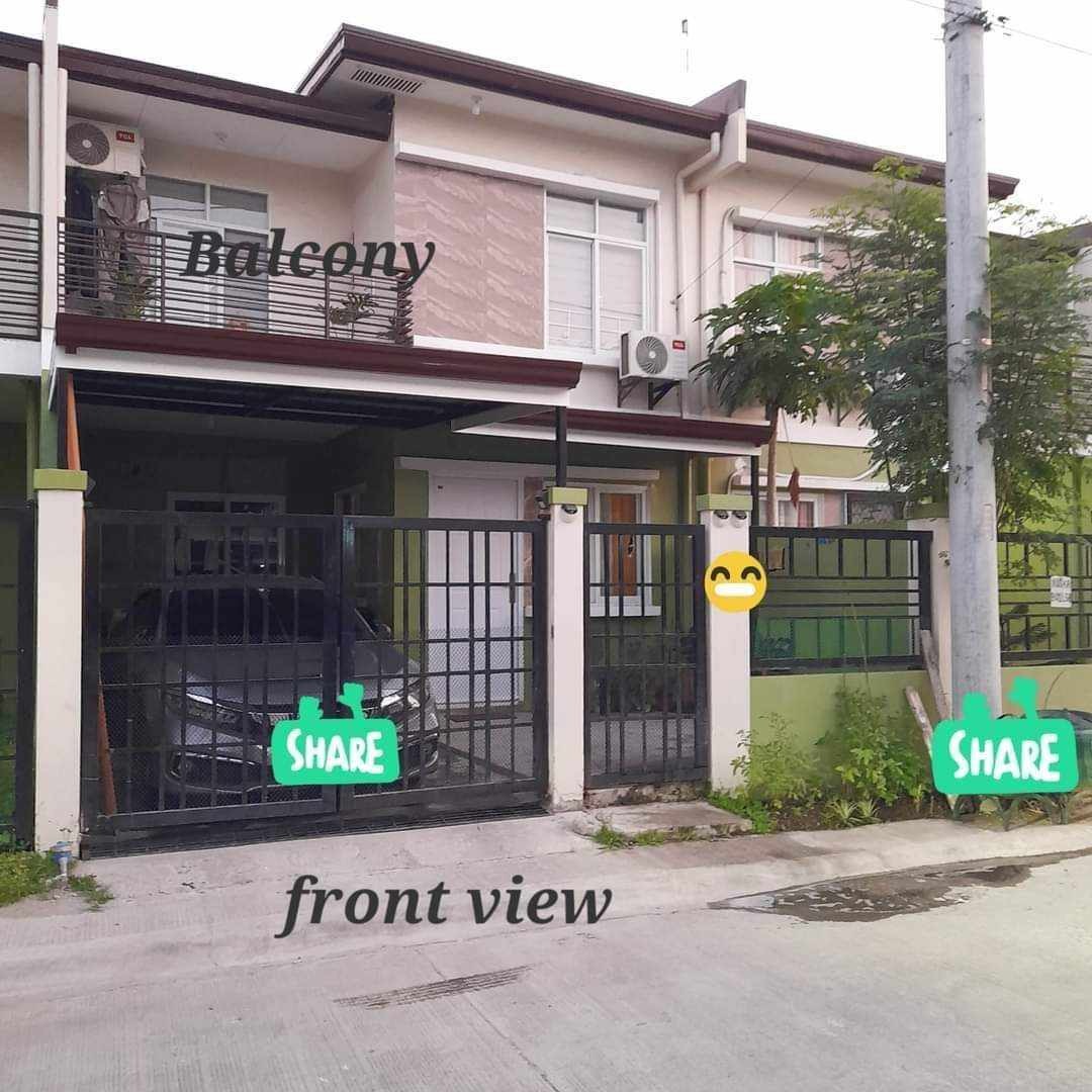 Pasalo Newly Renovated 4 Bedroom Adelle House with Gate Fence Lancaster ...