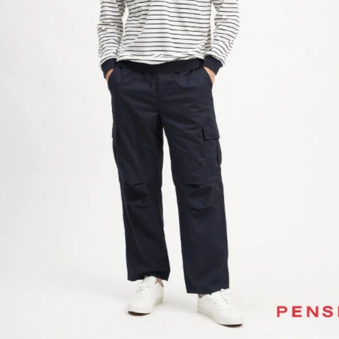 Penshoppe straight cut cargo pants, Men's Fashion, Bottoms, Chinos on ...