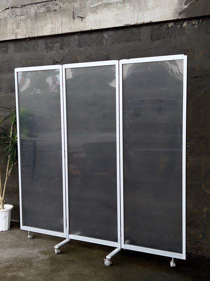 Polycarbonate office partition, acrylic divider - mobile walls 3 panels ...