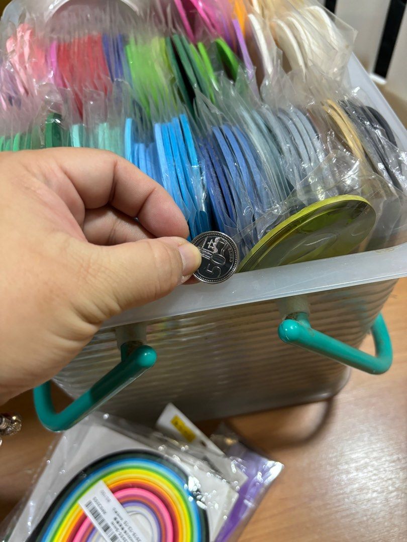 Quilling color strips, Hobbies & Toys, Stationery & Craft, Craft ...