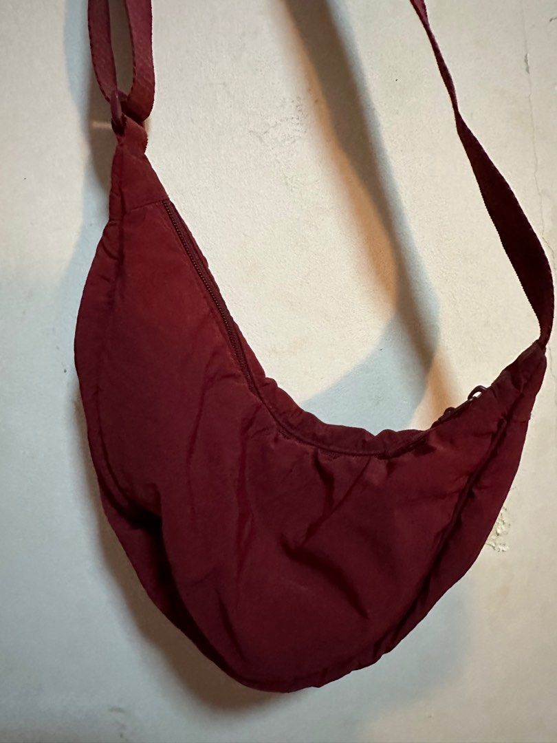 Red Uniqlo Bag, Women's Fashion, Bags & Wallets, Cross-body Bags on ...