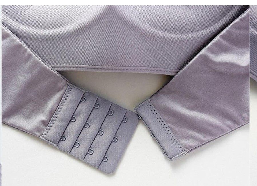 Strapless front buckle bra, Women's Fashion, New Undergarments ...