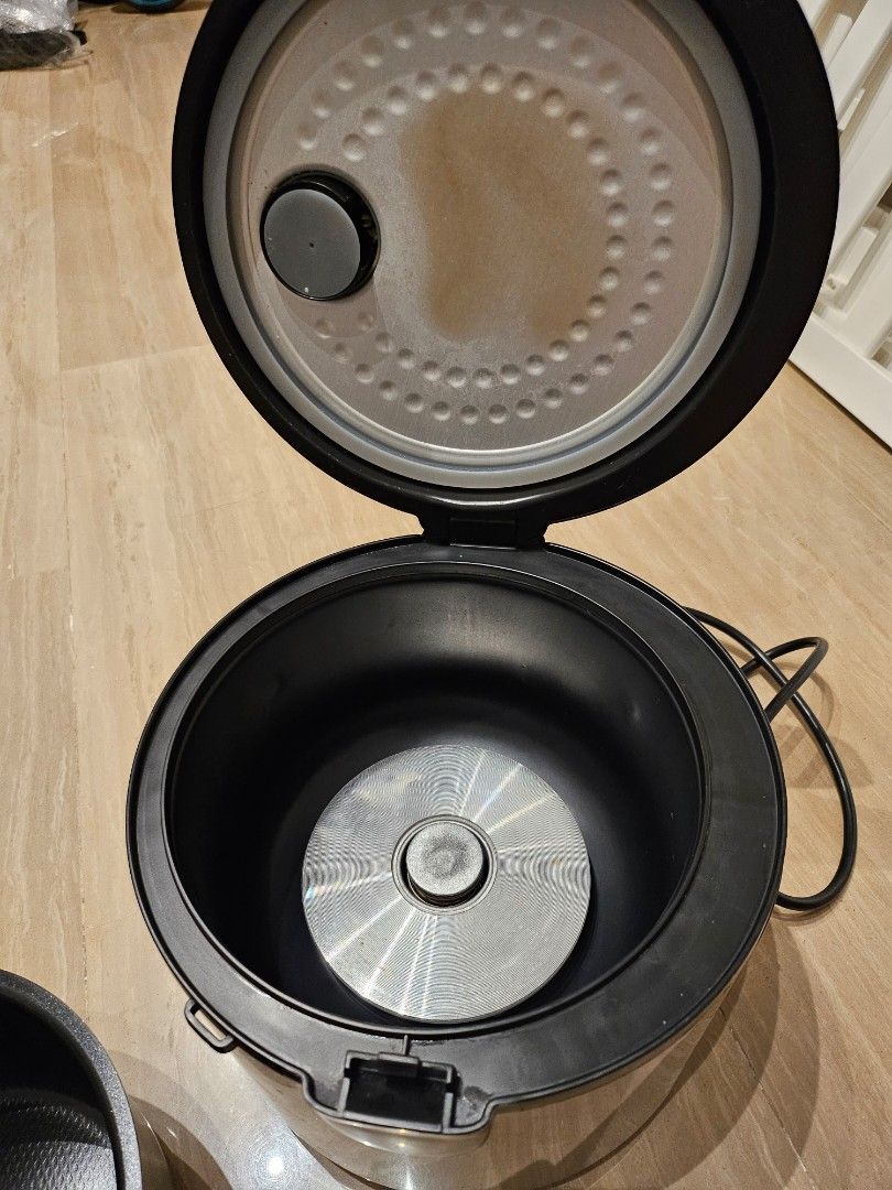 Tefal rice cooker, TV & Home Appliances, Kitchen Appliances, Cookers on Carousell