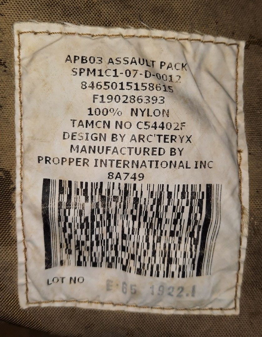 USMC APB03 ARC'TERYX x PROPPER Assault Pack, Men's Fashion, Bags ...