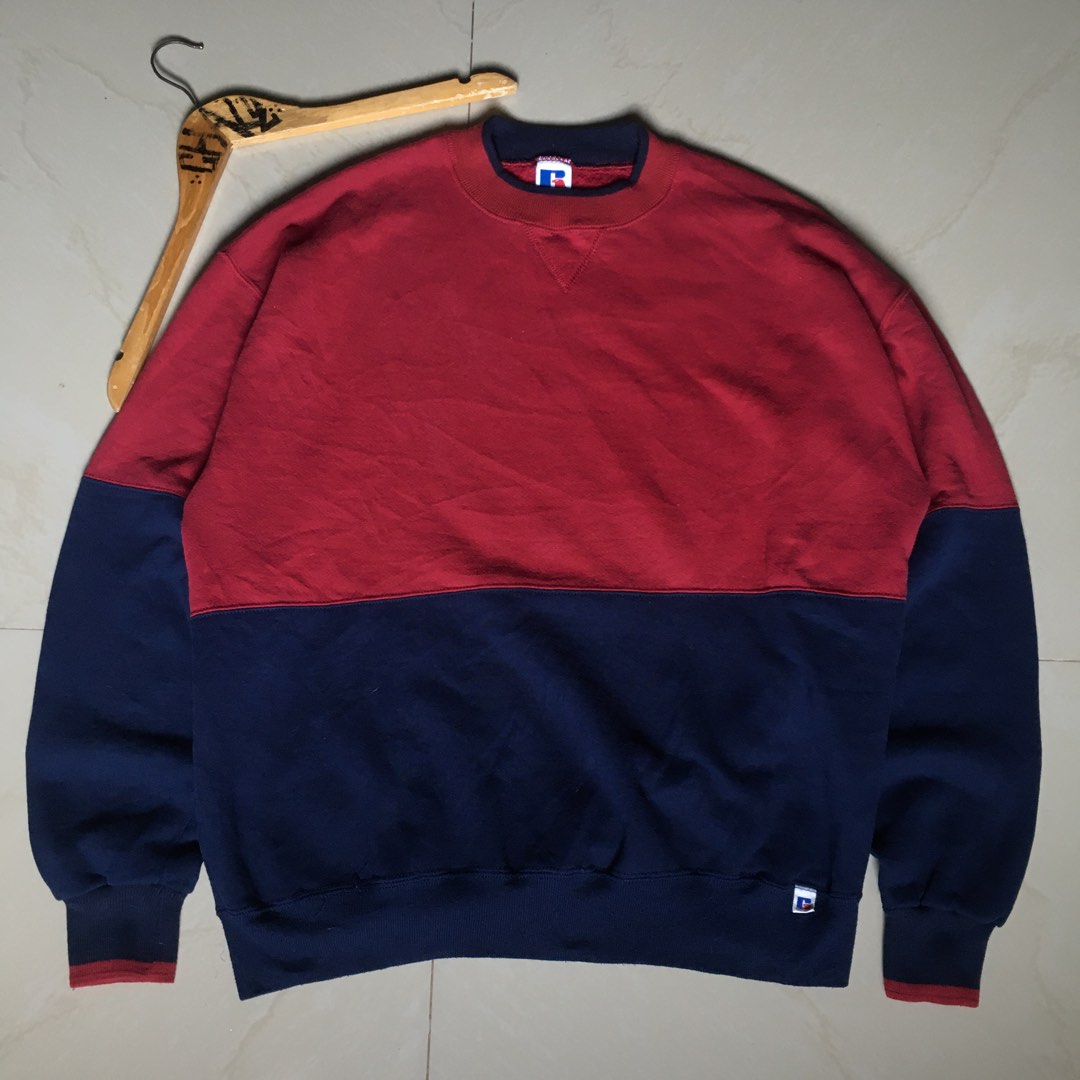 VINTAGE RUSSELL ATHLETIC, Men's Fashion, Activewear on Carousell