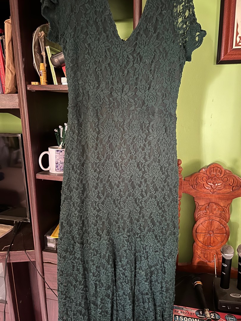 Viola green gown XL, Women's Fashion, Dresses & Sets, Evening dresses ...