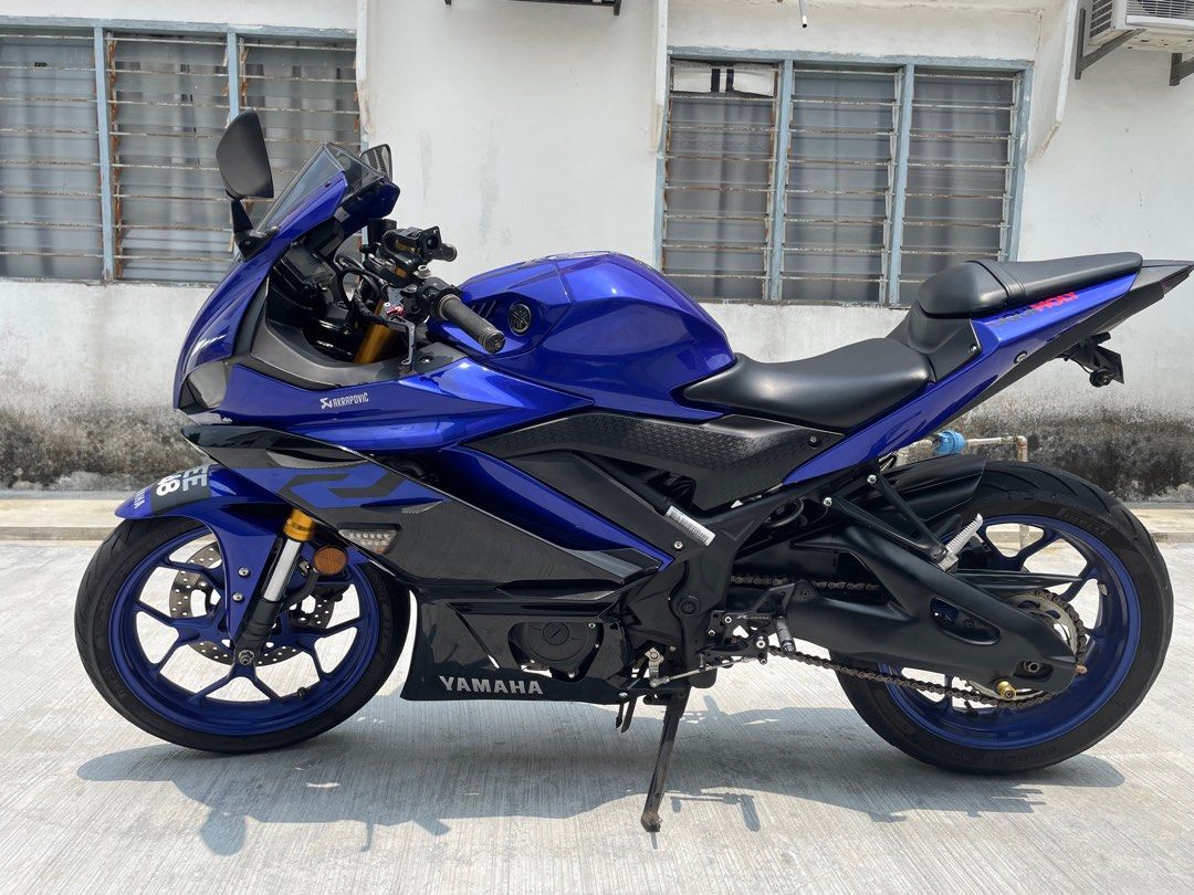 Yamaha R25 v2 2019, Motorbikes on Carousell