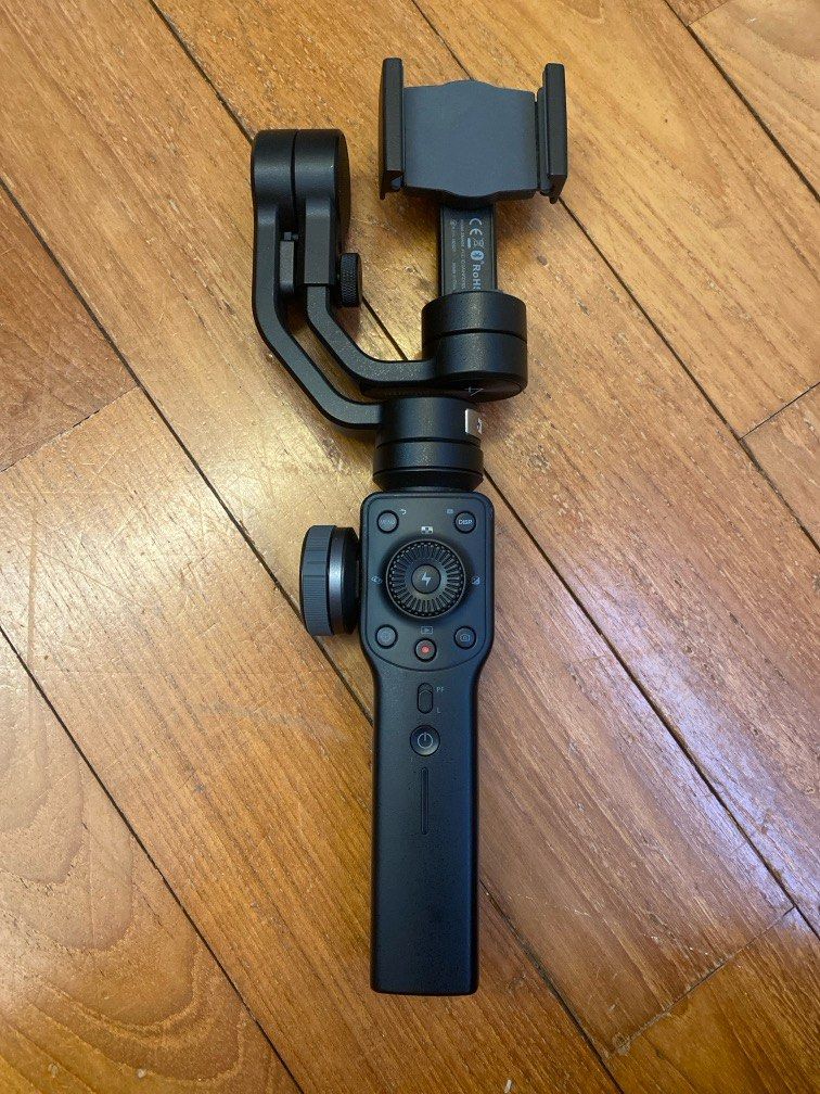 Zhi yun Smooth 4, Photography, Photography Accessories, Gimbals & Stabilisers on Carousell