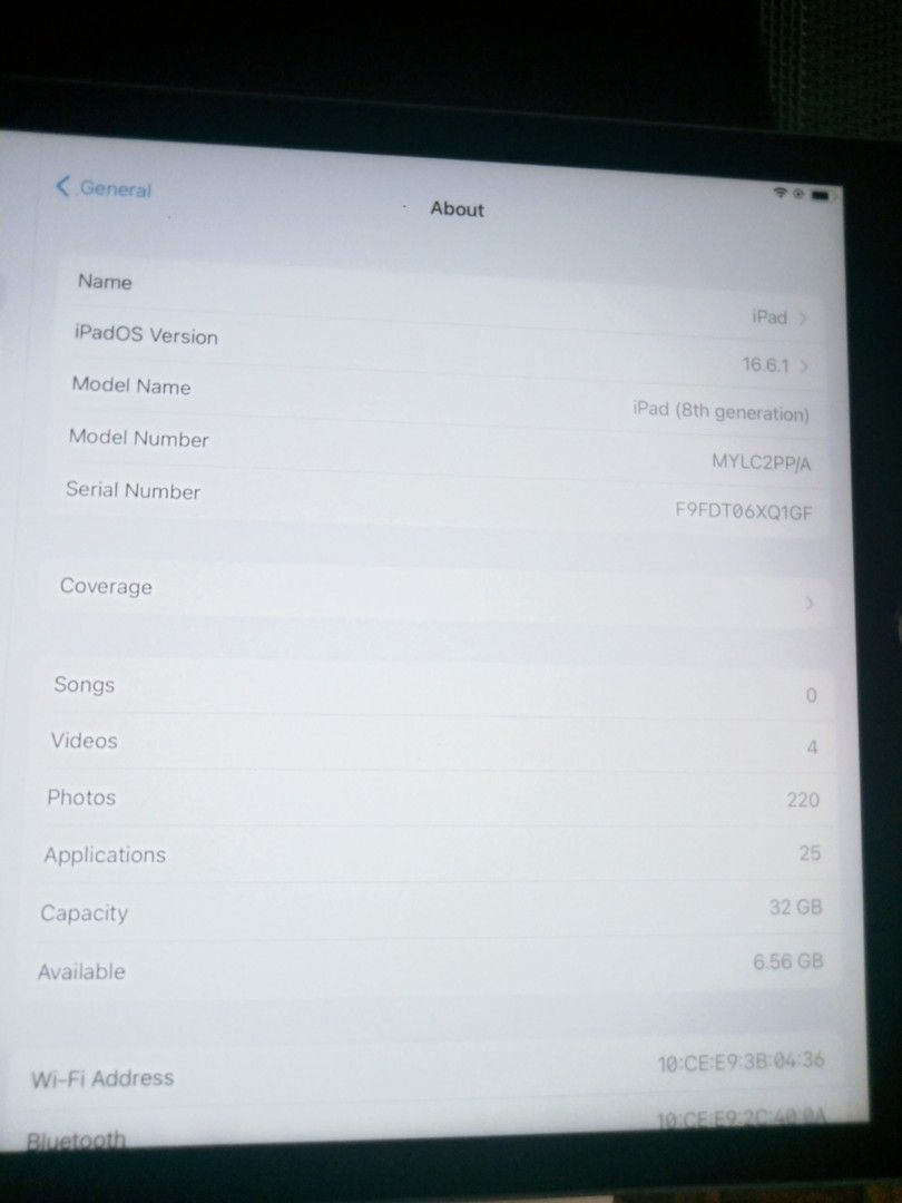2nd hand IPAD, Mobile Phones & Gadgets, Tablets, iPad on Carousell