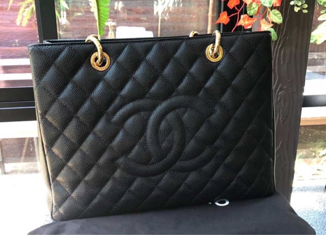 99% New Chanel GST, Luxury, Bags & Wallets on Carousell