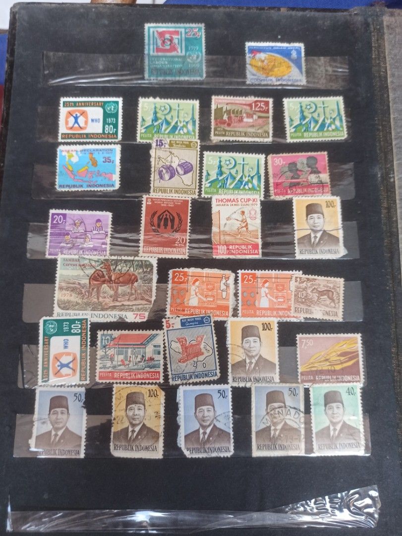 Album Perangko Vintage th. 1940an isi Ratusan Perangko Jadul, Antik ...