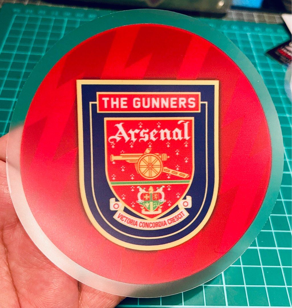 Arsenal FC Retro Red. Static Cling Decals . 11cm diameter. Free Normal ...