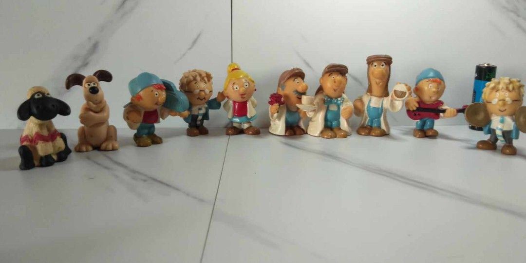 Assorted lego tao and figures, Hobbies & Toys, Toys & Games on Carousell