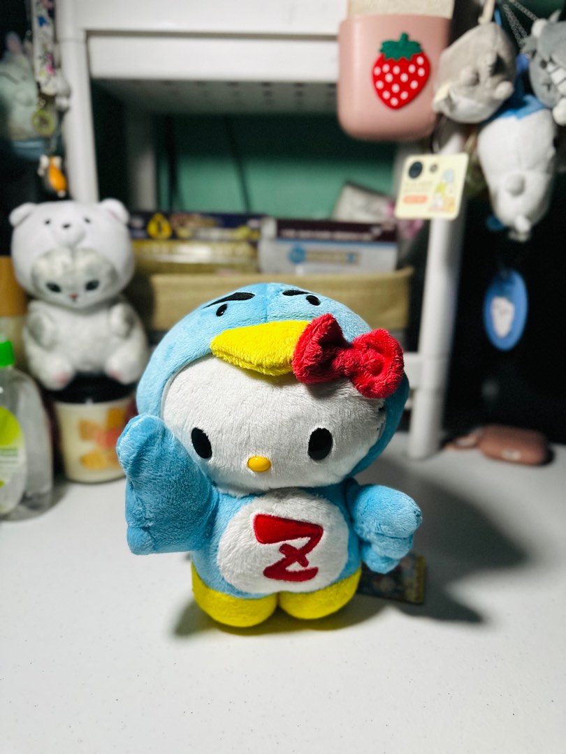 Authentic Sanrio Hello Kitty x Zoom In SUPER 2008 Plush, Hobbies & Toys ...