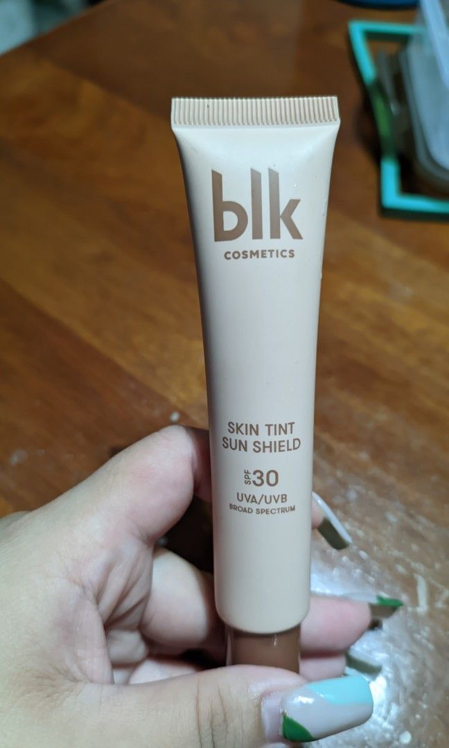 Blk Skin Tint Sun Shield in Creme FREE SHIPPING, Beauty & Personal Care ...
