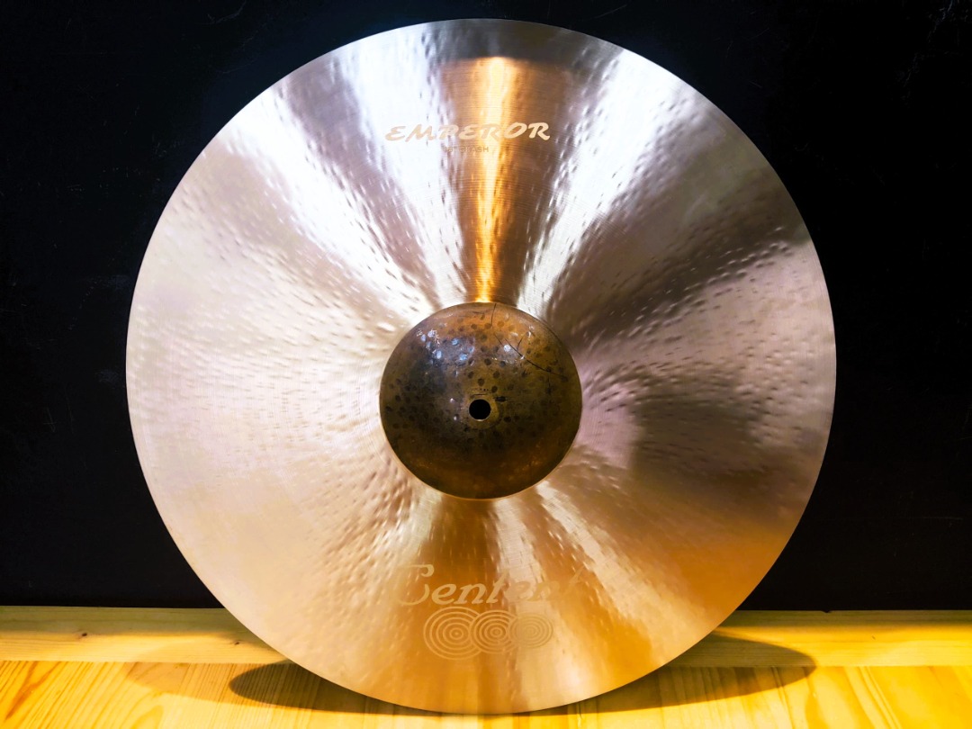 Centent Cymbal 18" Emperor Series Crash, Hobbies & Toys, Music & Media ...