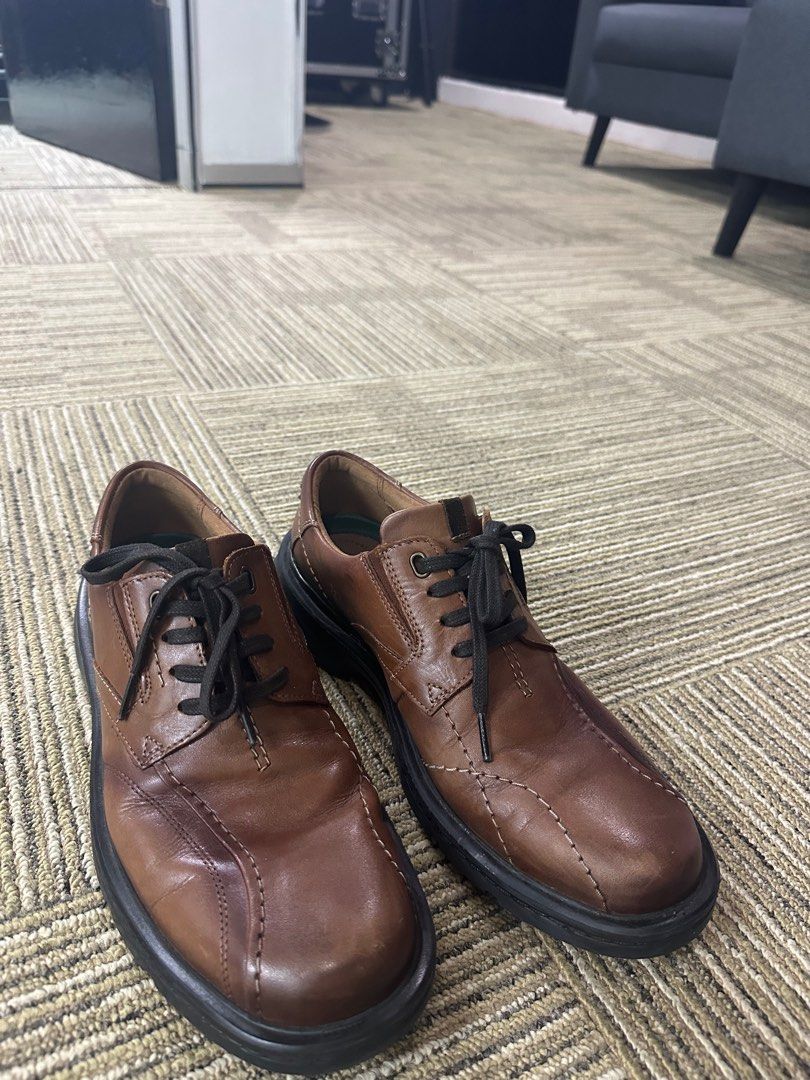 Clarks Mens Gessler Lace Dark Tan Lea, Men's Fashion, Footwear, Casual ...