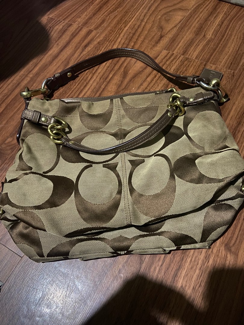 Coach Shoulder Bag, Women's Fashion, Bags & Wallets, Shoulder Bags on ...