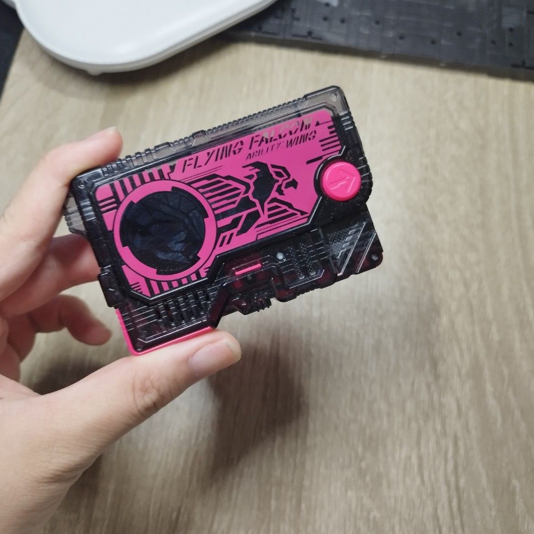 DX Flying Falcon Progrise Key, Kamen Rider Jin, Masked Rider Zero-One ...