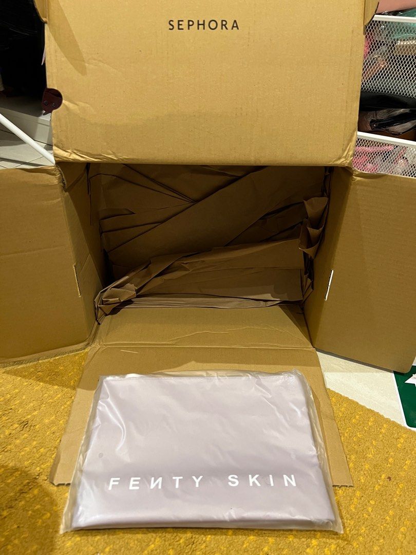 Fenty skin beauty pouch (light purple), Women's Fashion, Bags & Wallets ...