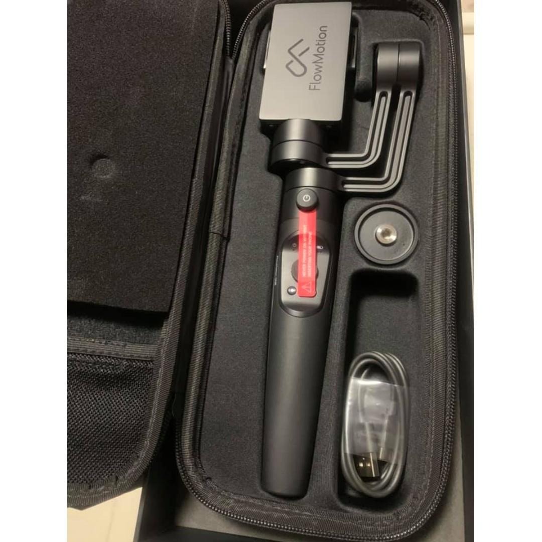 Flowmotion One Gimbal, Photography, Photography Accessories, Gimbals & Stabilisers on Carousell