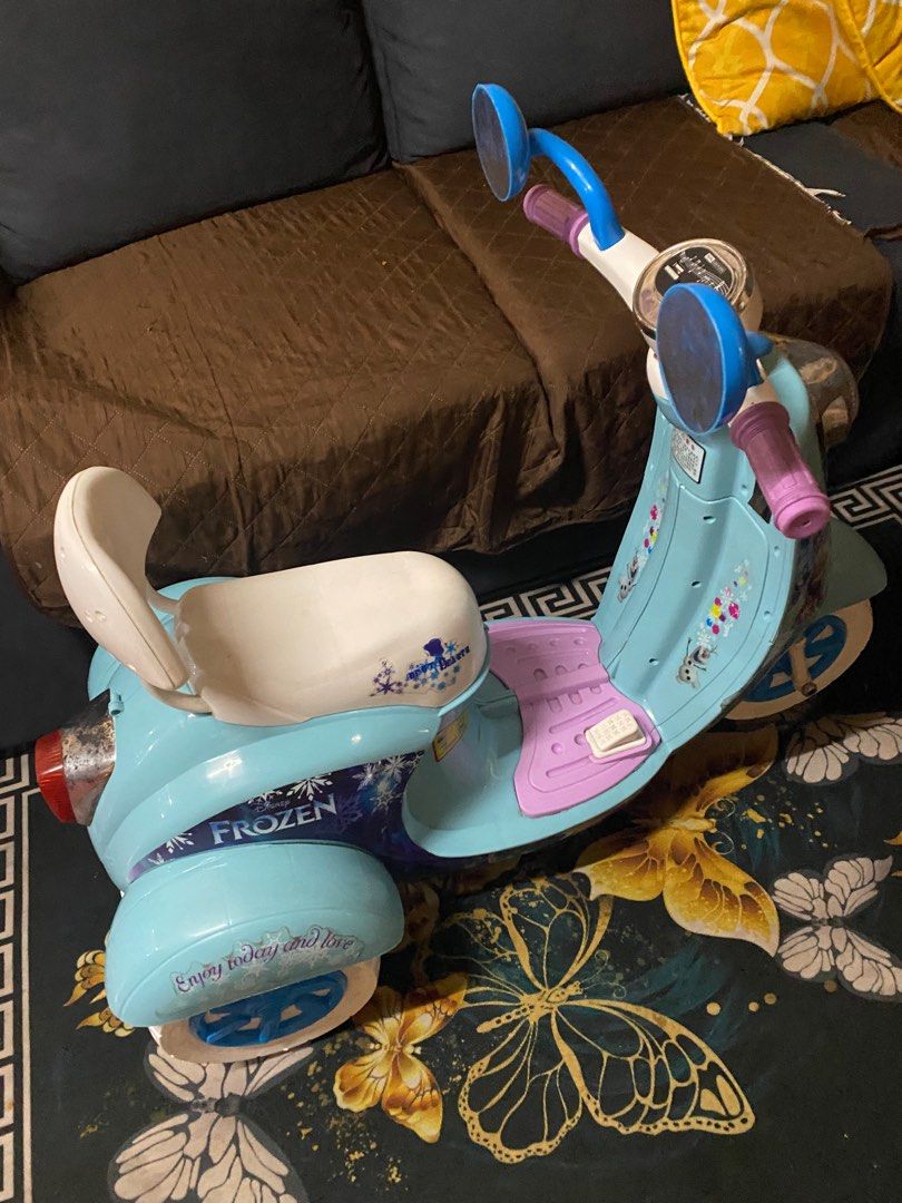 FROZEN MINI ELECTRIC SCCOTER, Babies & Kids, Baby Monitors on Carousell