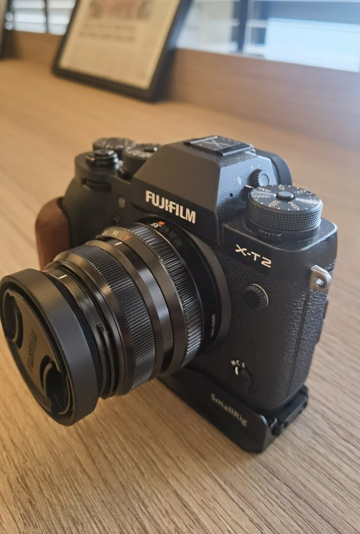 Fujifilm xt2 with 35mmf2, Photography, Cameras on Carousell