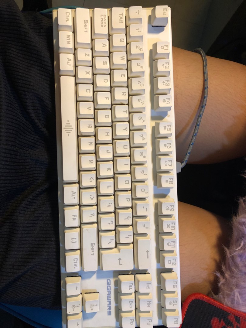 Gigaware k28 white blue switch, Computers & Tech, Parts & Accessories, Computer Keyboard on ...