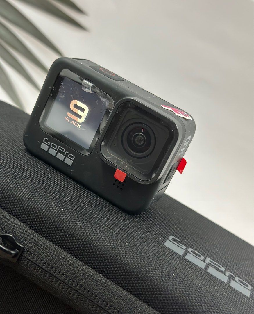 Go Pro Hero 9 Black 5K 20MP Original Complete set with HardCase, Photography, Cameras on Carousell